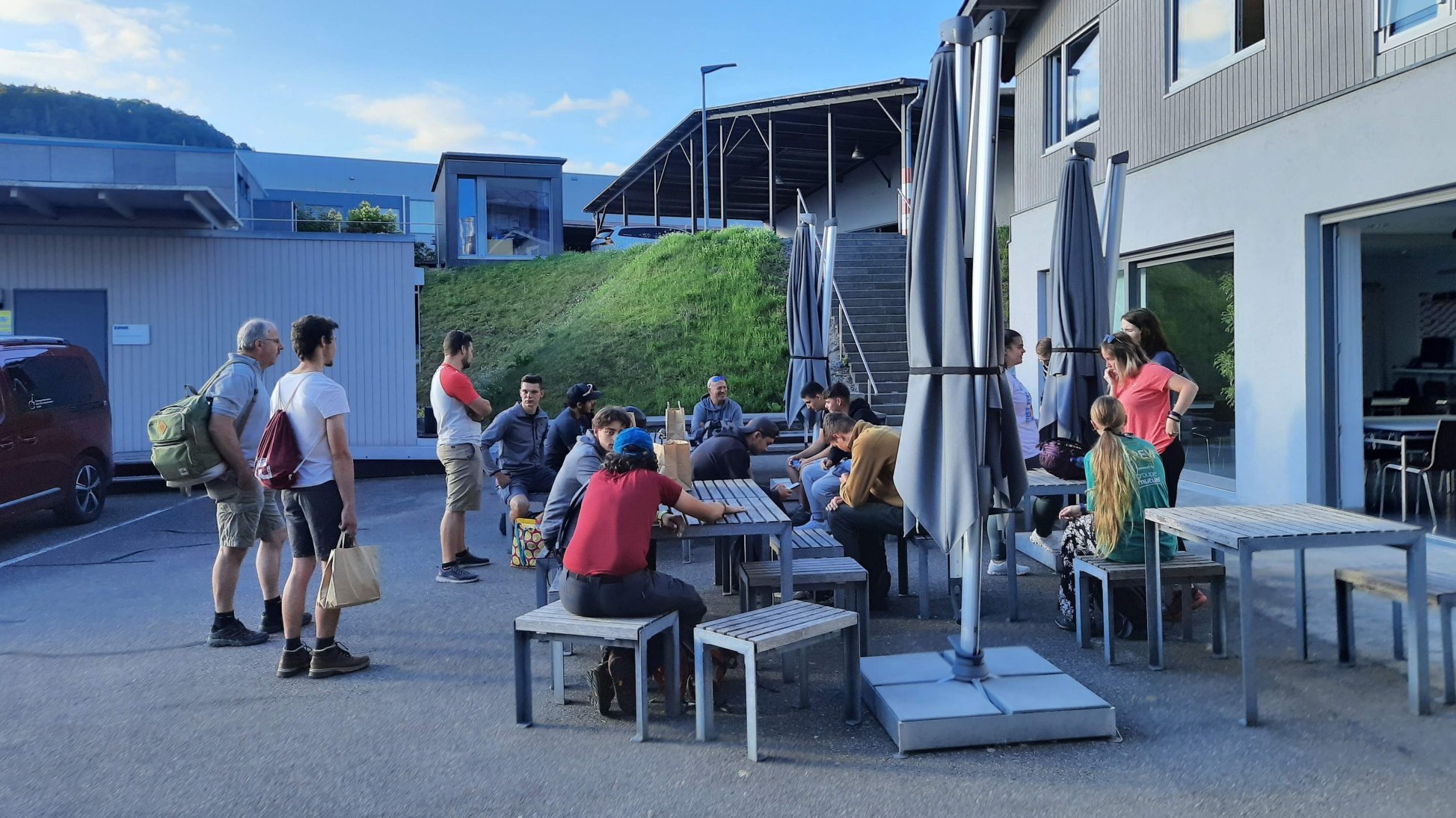 Lehrlingsausflug 2022: Lernende werden zu Gipfelstürmern